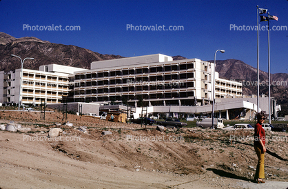 Olive View Hospital UCLA Medical Center, Sylmar, 1971 San Fernando ...